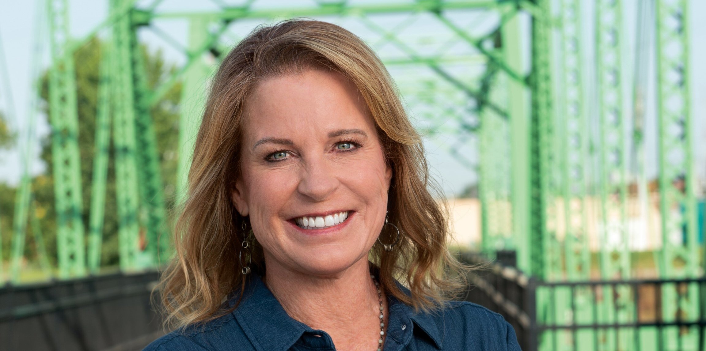 Delivering Meals to Seniors with Meals on Wheels | WesleyLife